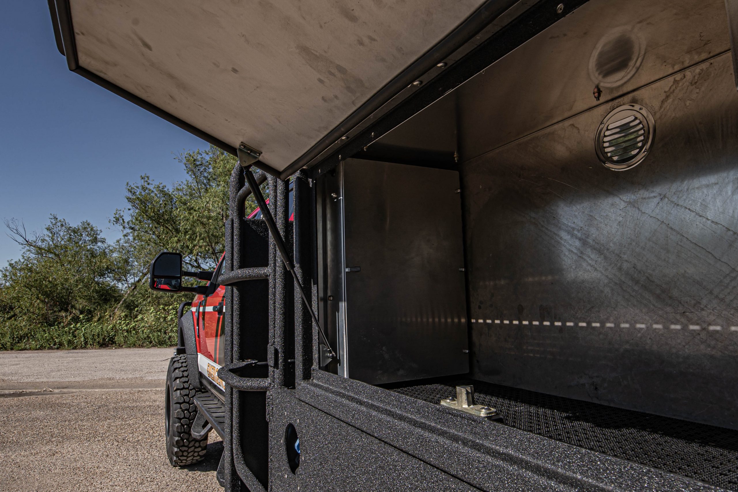 tradeshow-spec1 – Skeeter Emergency Vehicles